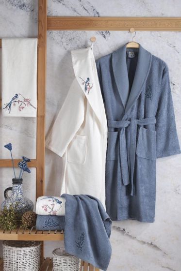 Romantik Nakışlı 6 Parça Bambu Bornoz Takımı Krem İndigo Fiyatı